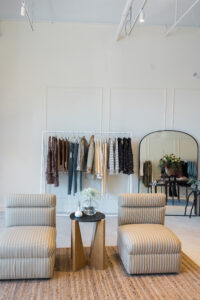 Step into Le Weekend every day!